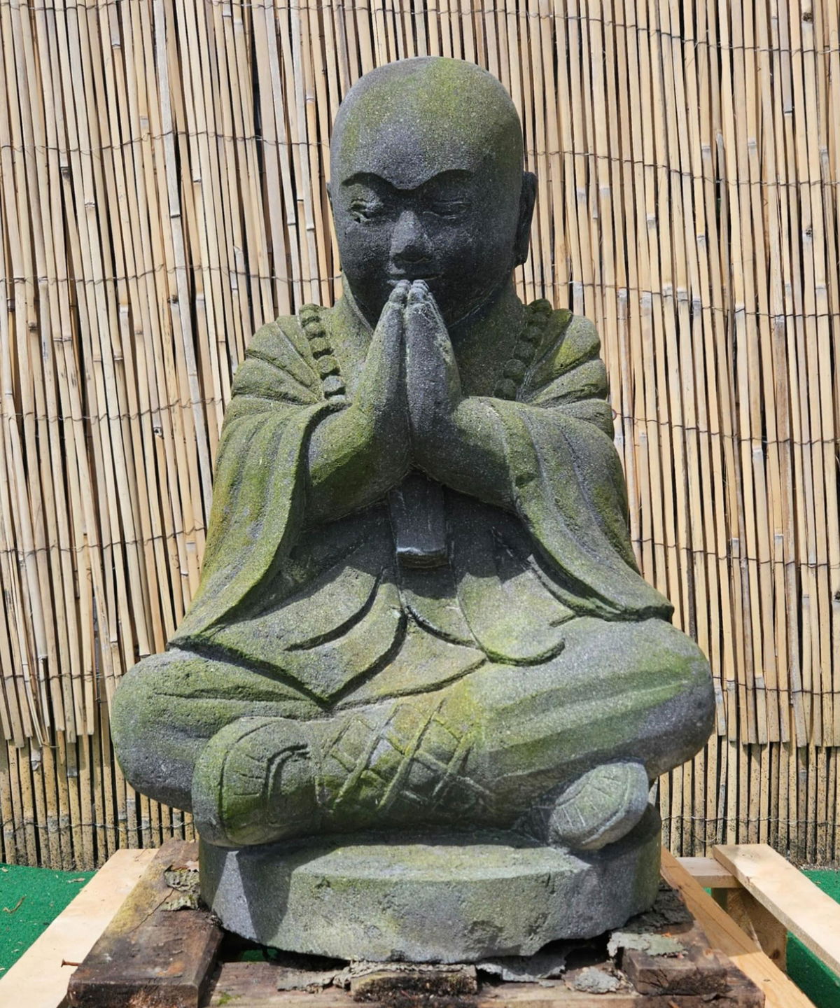 Large Shaolin monk Lava stone 80cm - Winter hardy