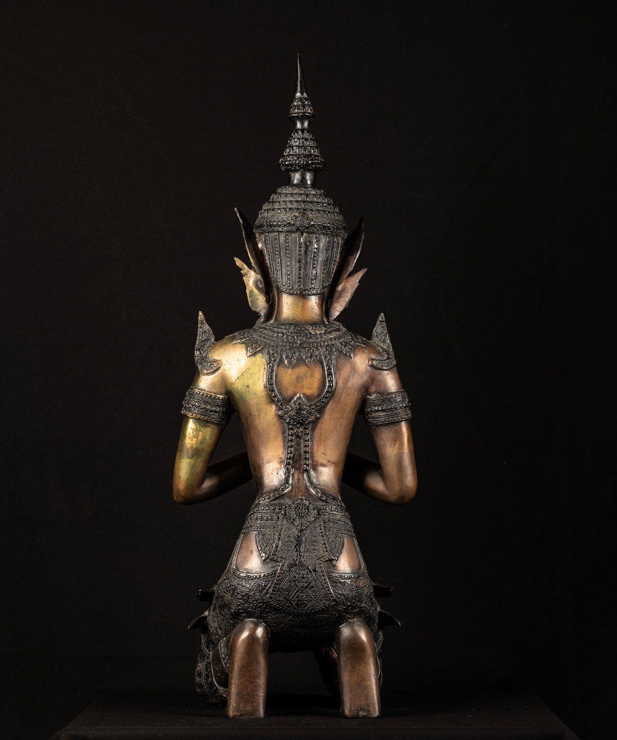 Kneeling bronze gatekeeper statue from Thailand – mid 20th century