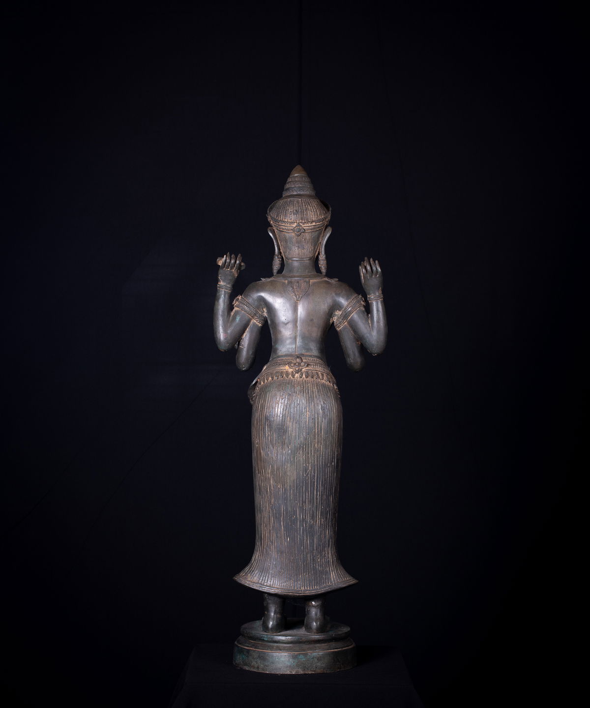 Stående bronsstaty av Parvati med fyra armar – 93 cm