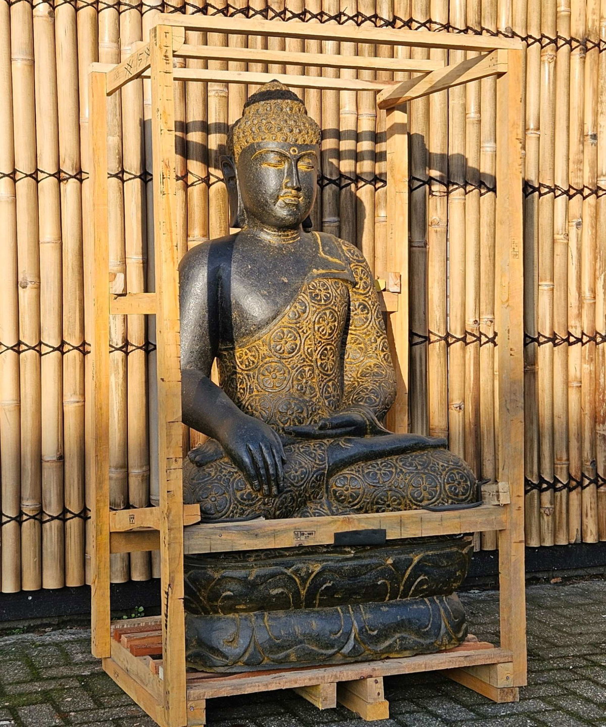 Grote Groene Steen Boeddha 150 cm – Bhumisparsha mudra