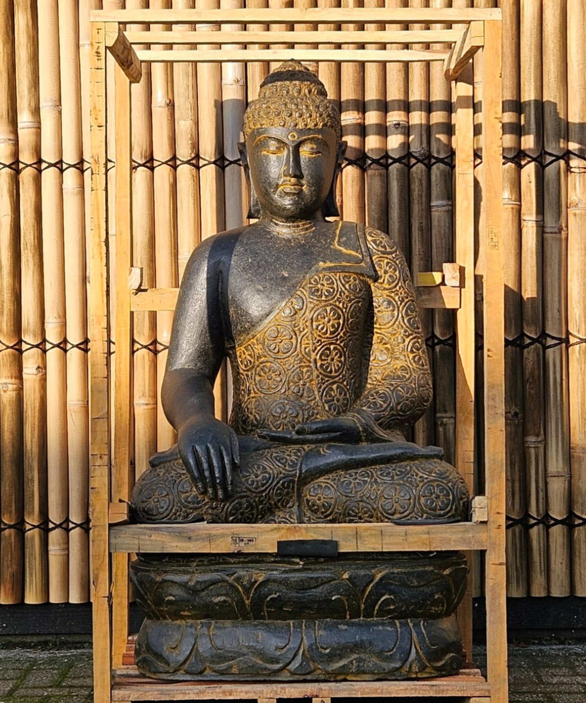 Grote Groene Steen Boeddha 150 cm – Bhumisparsha mudra