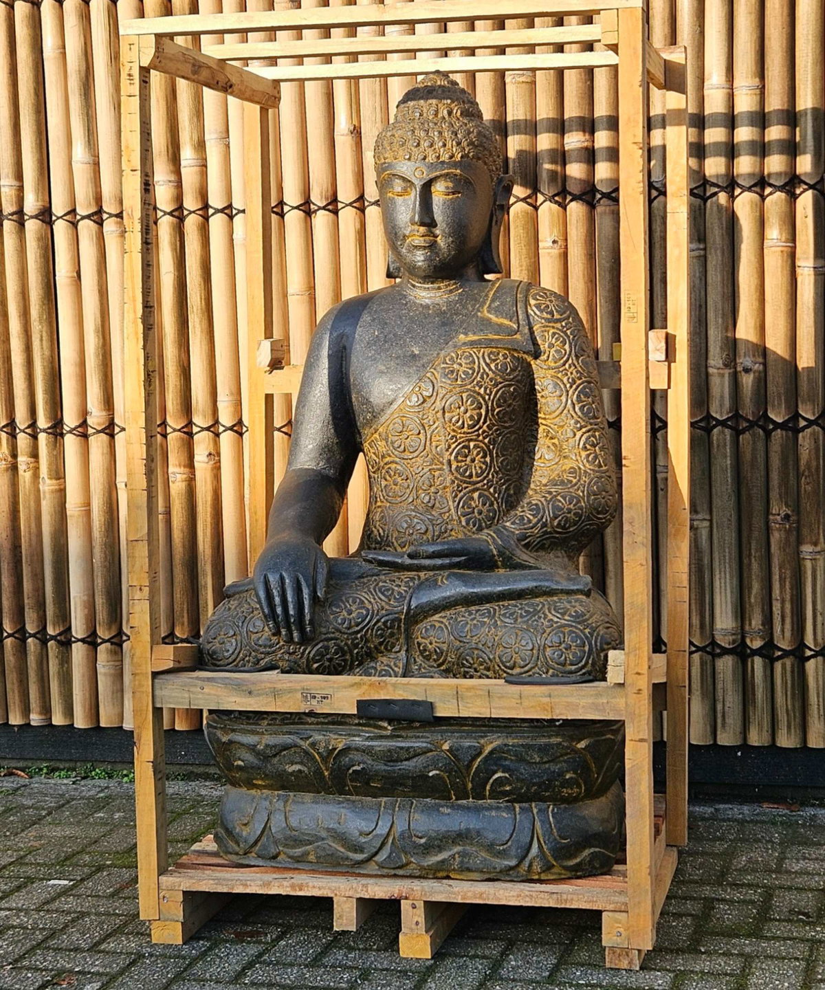 Grote Groene Steen Boeddha 150 cm – Bhumisparsha mudra
