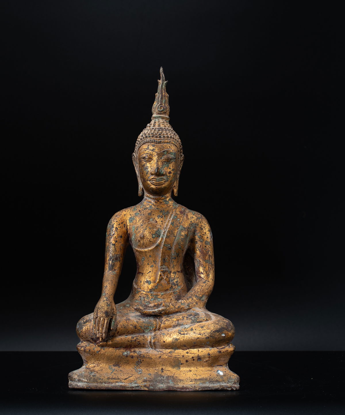Old Thai Buddha – Sitting in Bhumisparsha mudra 29cm